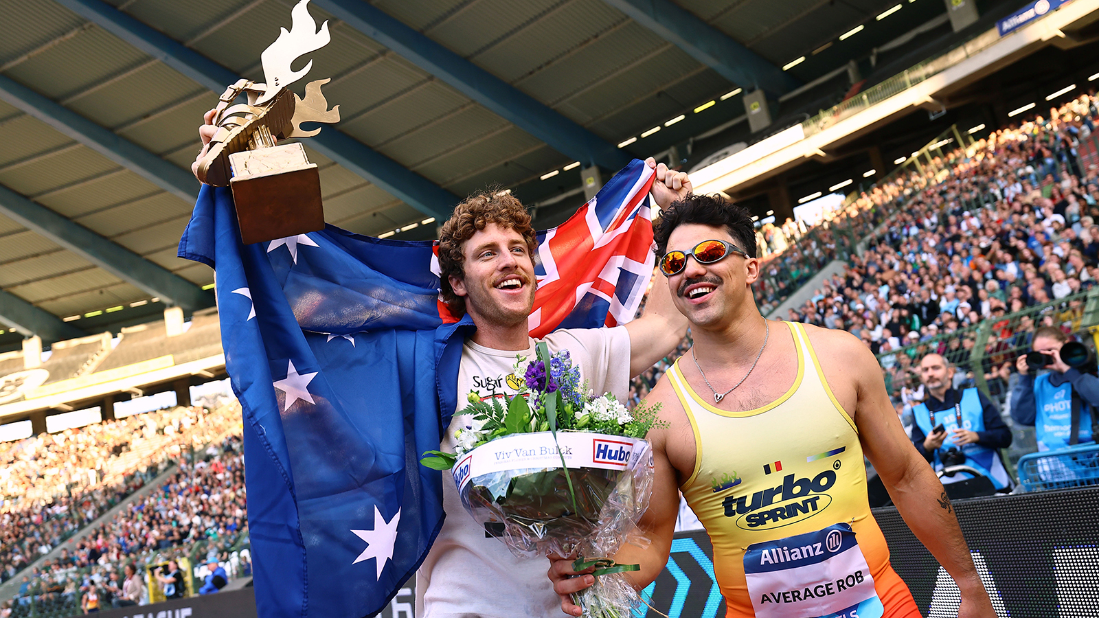 Olly Bowman beats Average Rob and Arno the Kid in Turbo Sprint - Brussels